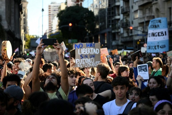 Veto a la ley para el financiamiento de las universidades: otro embate ...