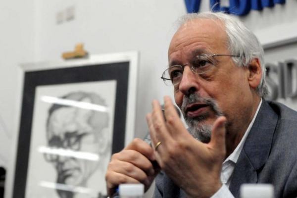 Horacio Verbitsky: "Macri y Videla representan intereses afines ...